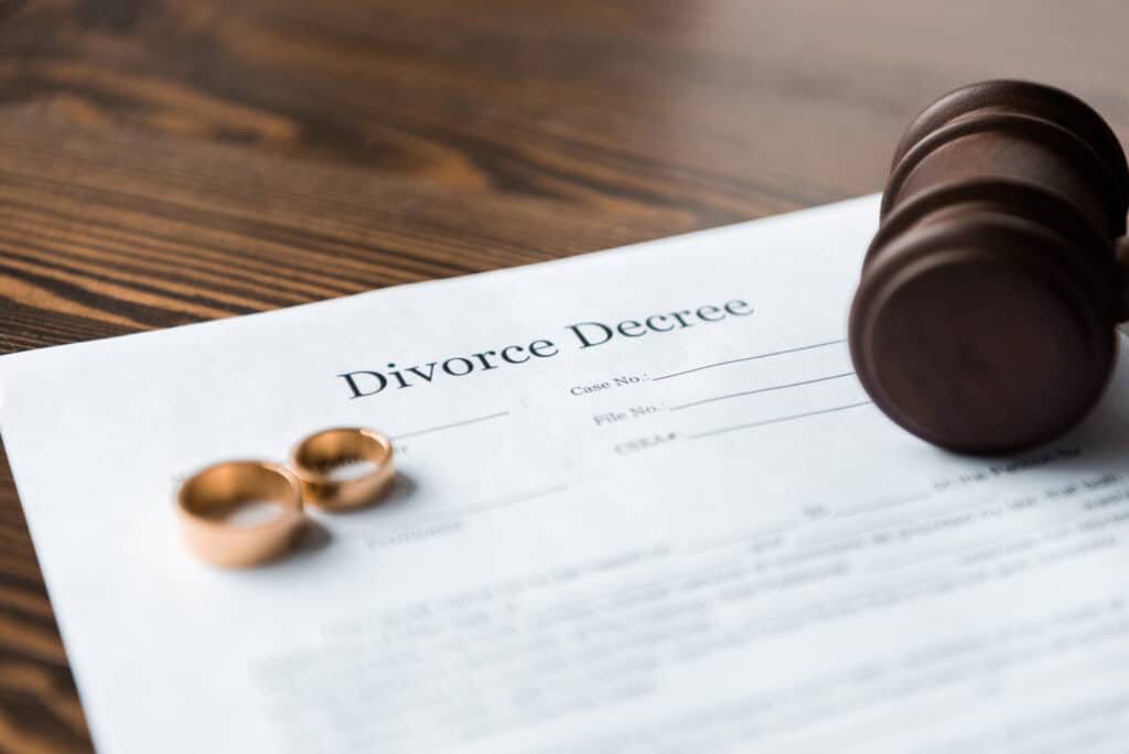 What Is a Divorce Decree? - The Divorce Resource Guide